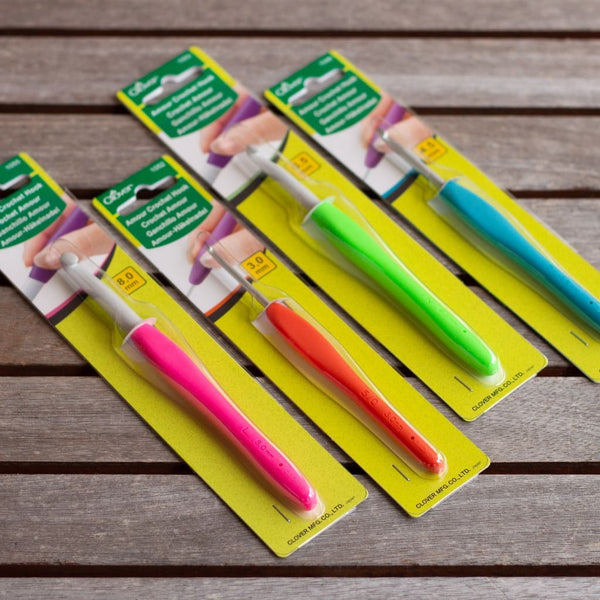 Clover Hooks - Louie & Lola Yarns